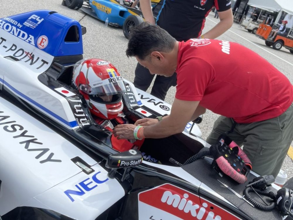 Juju「F4 US」参戦見送り シーズン開幕日に苦渋の決断 フリー走行でトップタイムも | ラジトピ ラジオ関西トピックス
