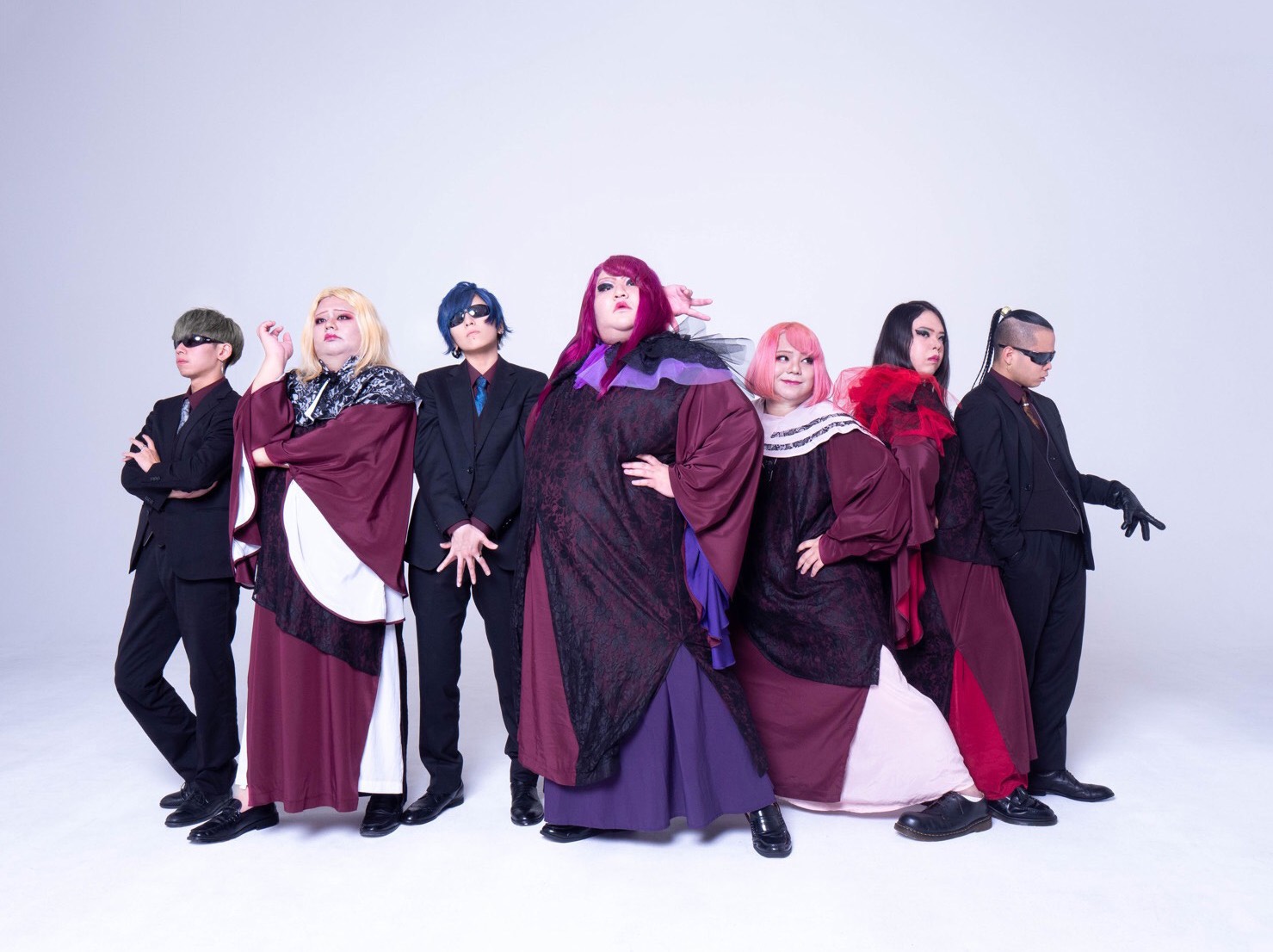 4人の総体重540キロ超「デラックス×デラックス」規格外バンドの“掟”をフォークの大御所に明かす | ラジトピ ラジオ関西トピックス