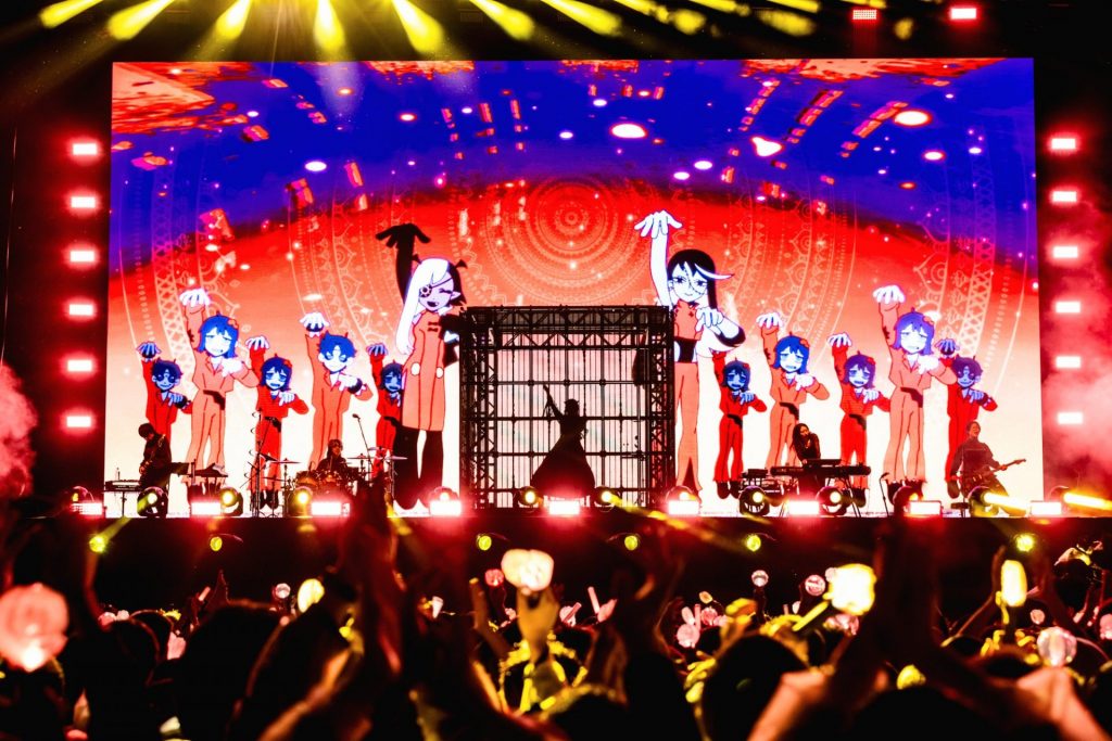 歌い手Ado熱唱！大阪・関西万博オープニングライブに1万5000人 EXPOアリーナ「Matsuri」 | ラジトピ ラジオ関西トピックス